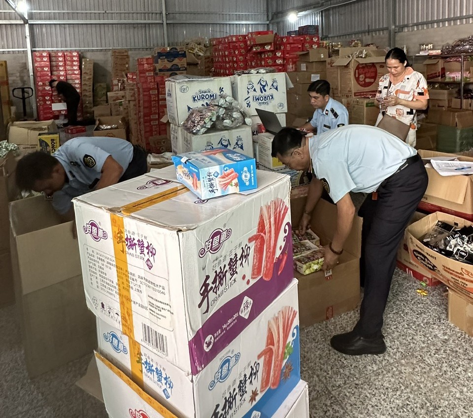 Bà Rịa – Vũng Tàu: Phát hiện một cơ sở kinh doanh thực phẩm không rõ ...